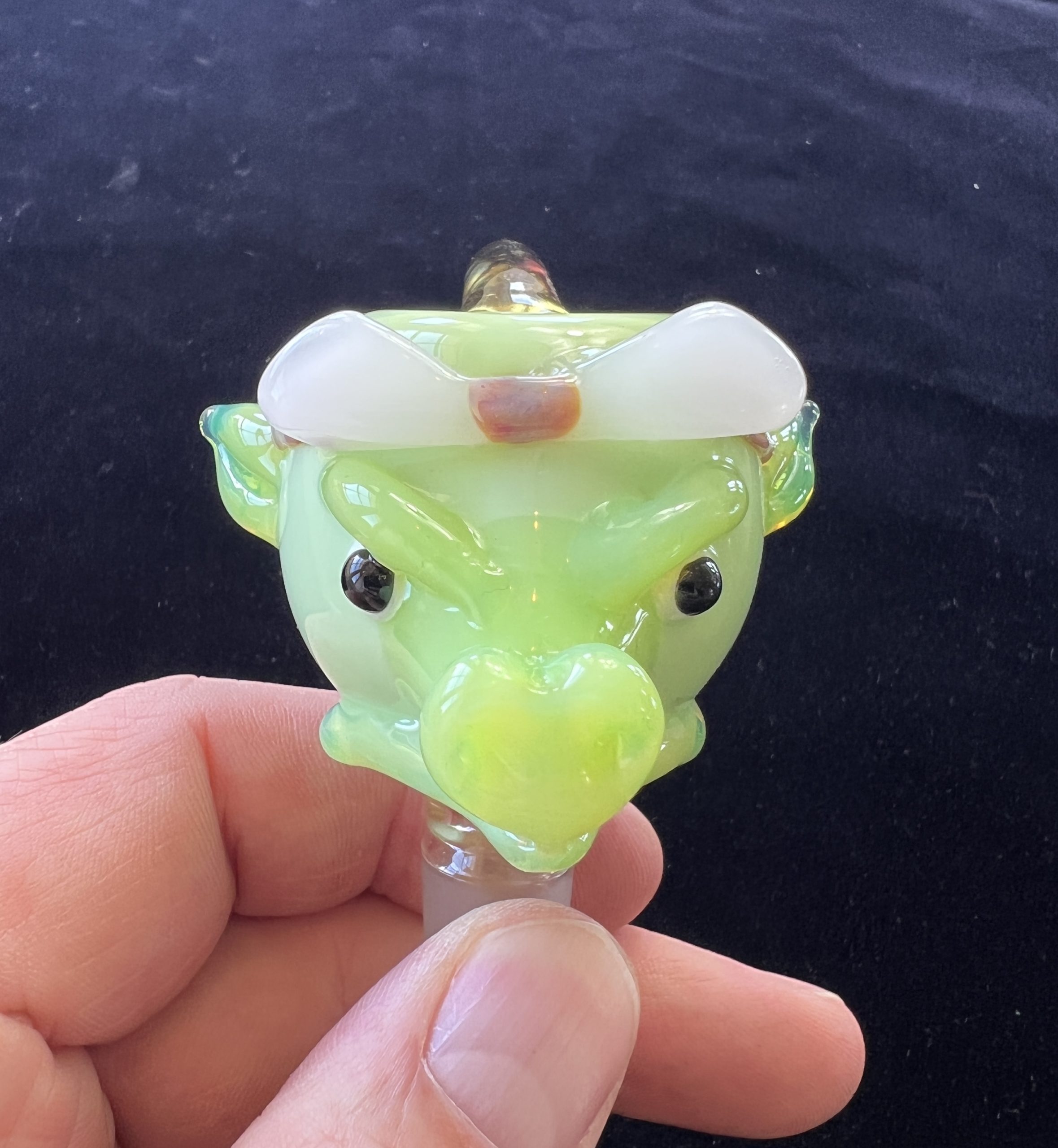 Flying Pig Bong Bowl - Nothing's Impossible